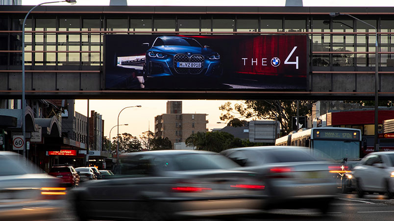 oOh! share price plunges after warning of soft April | Mi3