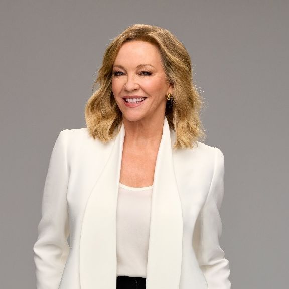 Rebecca Gibney to host Millionaire Hot Seat on Network 10 in 2026 | Mi3
